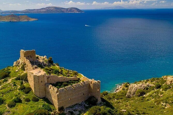 Rhodes Shore Excursion Including Lindos, Old Town & Wine Tasting - Key Points