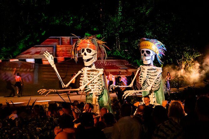 Rhythms of the night, sunset cruise, open bar & oceanfront dinner - FAQ