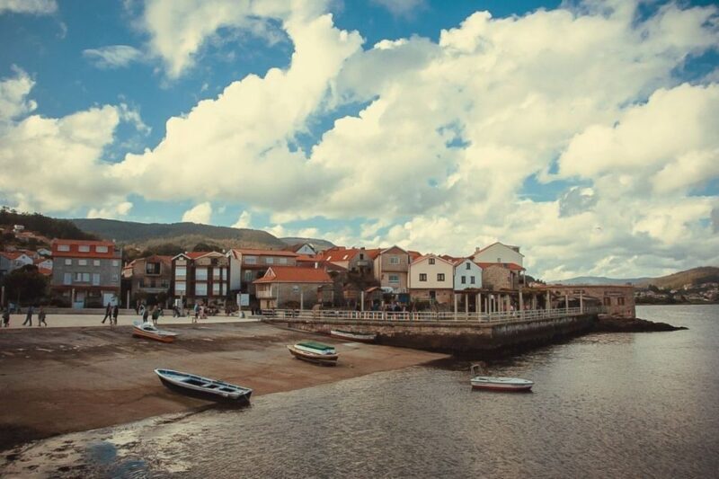 Rías Baixas: Guided Day Tour from Santiago with Boat Ride - What to Expect from the Rías Baixas Tour