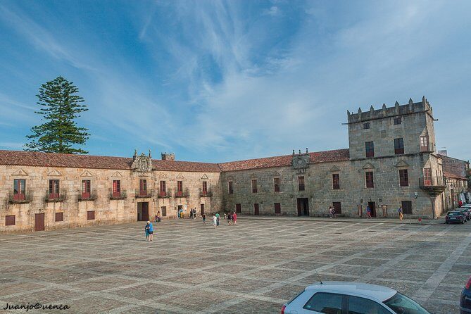 Rías Baixas Private Tour from Santiago de Compostela - Detailed Breakdown of the Itinerary