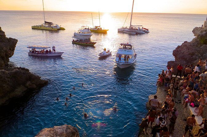 Rick's Cafe and 7 Mile Beach from Montego Bay - FAQ