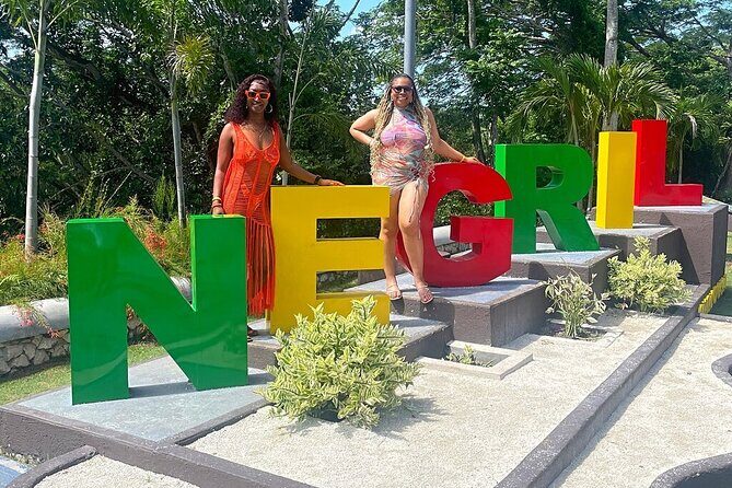 Ricks Cafe and Negril Seven Miles Beach Irie Tour - Key Points