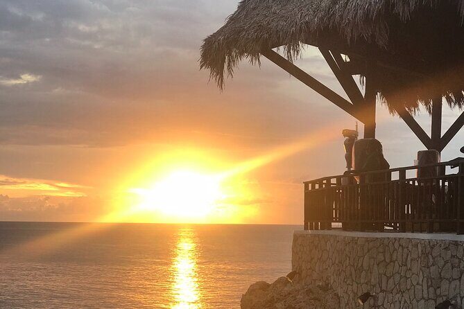 Ricks Cafe from Montego Bay to negril - The Journey to Rick’s Cafe: What to Expect