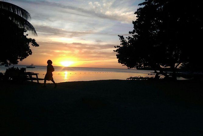 Ricks Cafe + Shopping - Key Points