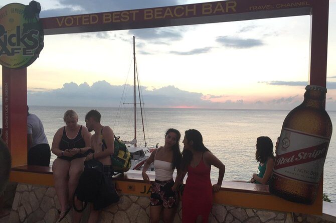 Ricks Cafe + Shopping - Final Thoughts