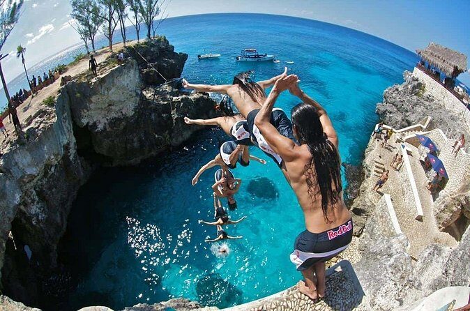 Ricks Cafe Sunset Private Tour - What Is the Ricks Cafe Sunset Private Tour?