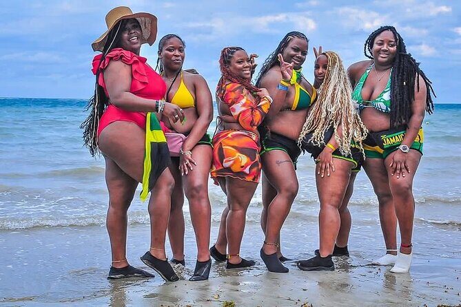 Ricks Cafe with 7 Mile Beach Private Tour from Montego - An In-Depth Look at the Tour Experience