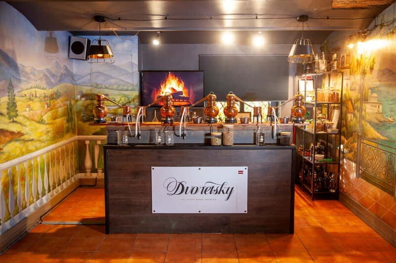 Riga Gin Lab: Gin Distillation Masterclass - A Practical Look at the Riga Gin Lab: Gin Distillation Masterclass