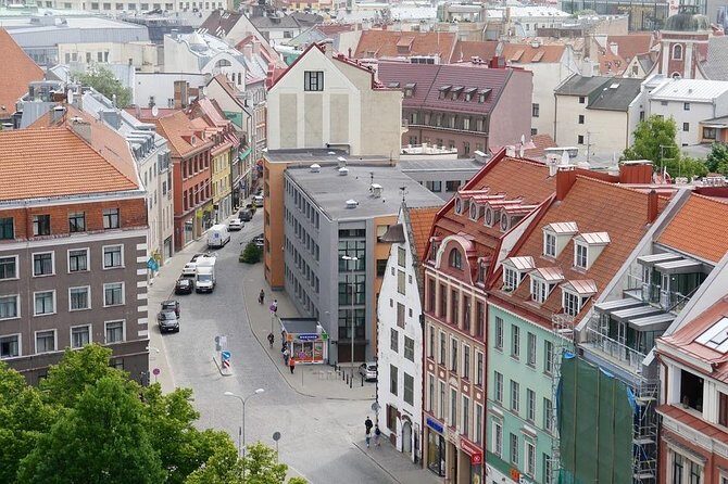 Riga-Latvia by Yourself with English Chauffeur - Luxury Van - FAQ