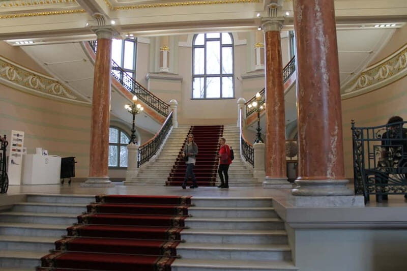 Riga: Latvian Art Museum, Dinner, and Black Balsam Tasting - Exploring Riga’s Art Scene