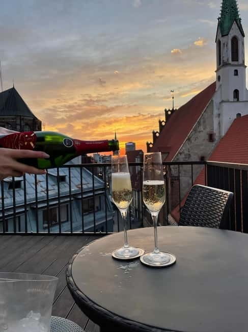 Riga Lipstick Masterclass & Wine - What You Can Expect from the Riga Lipstick & Wine Experience