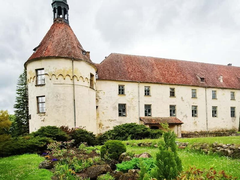 Riga: Nearby Manors and Castles Tour - The Sum Up