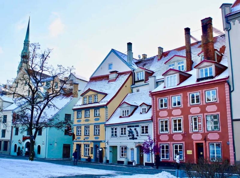 Riga Old Town, C Market & Art Nouveau Guided Walking Tour - Art Nouveau in Riga: Europe’s Architectural Treasure