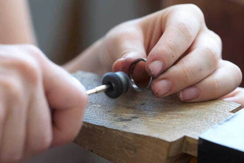 Riga: Private Jewelry Workshop with a View - Riga: Private Jewelry Workshop with a View — A Practical and Creative Latvian Experience