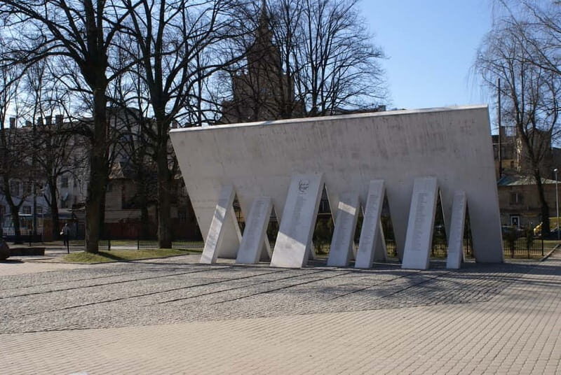 Rigas Jewish Heritage: A 2 h Walking Tour in a small group - What to Expect During the Tour