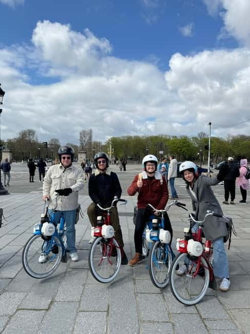Right Bank by Vintage Bike: Guided Paris Tour on a Solex - Exploring Paris on a Vintage Electric Solex: A Truly Unique Way to See the City