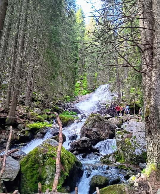 Rilska skakavitsa waterfall hiking tour - The Practicalities: Timing, Group Size, and Fees