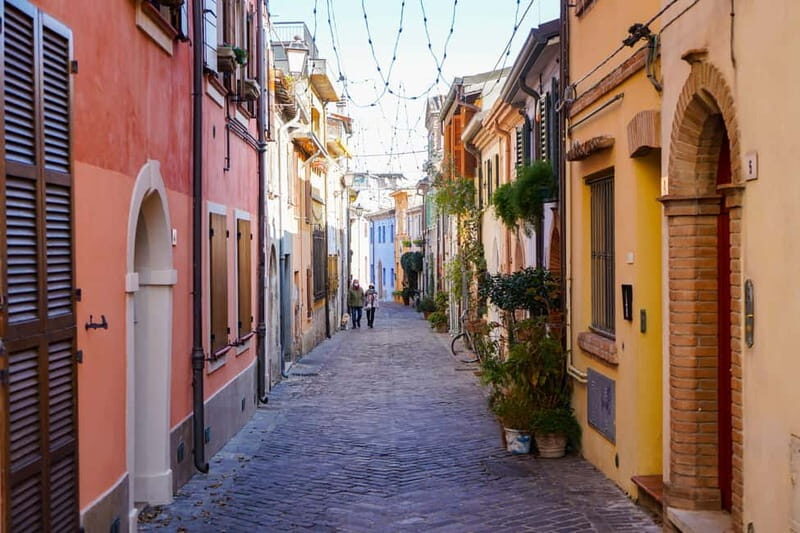 Rimini Experience: guided tour and mini cruise - Key Points