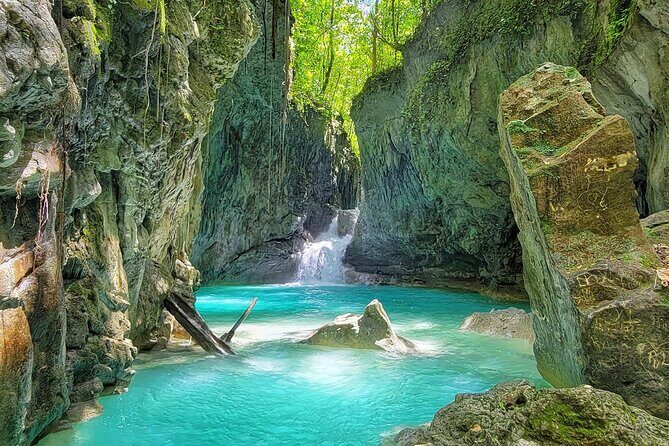 Río Partido: Scenic Hiking and River Adventure with Lunch - Authenticity and Authentic Experiences