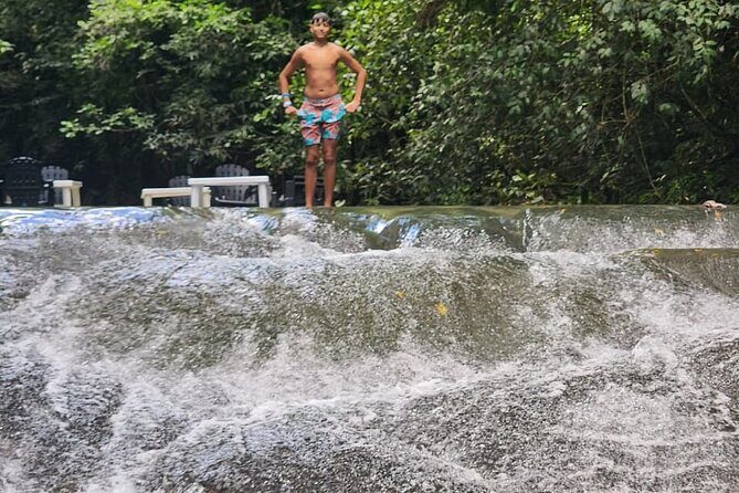 Río Sonador River Adventure: Dominican Lunch & Waters - Frequently Asked Questions