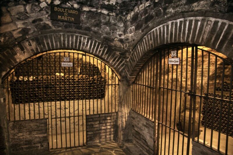Rioja Winery & Traditional Lunch From Pamplona or Logroño - Who Should Book This Tour?