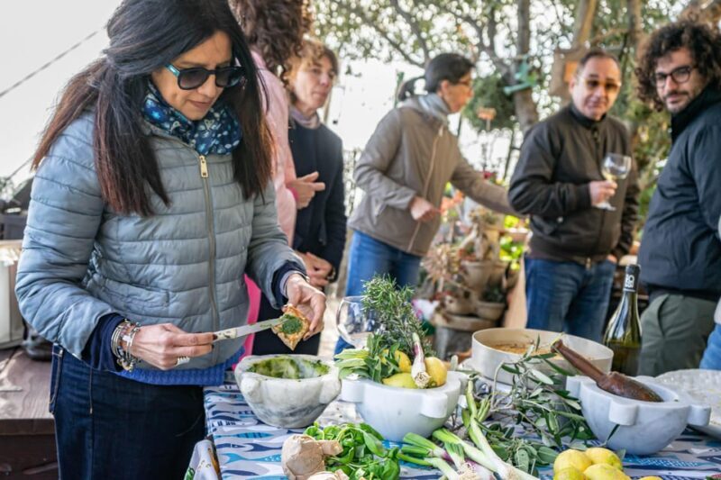 Riomaggiore: Cooking Class at a Local's Home - Key Points