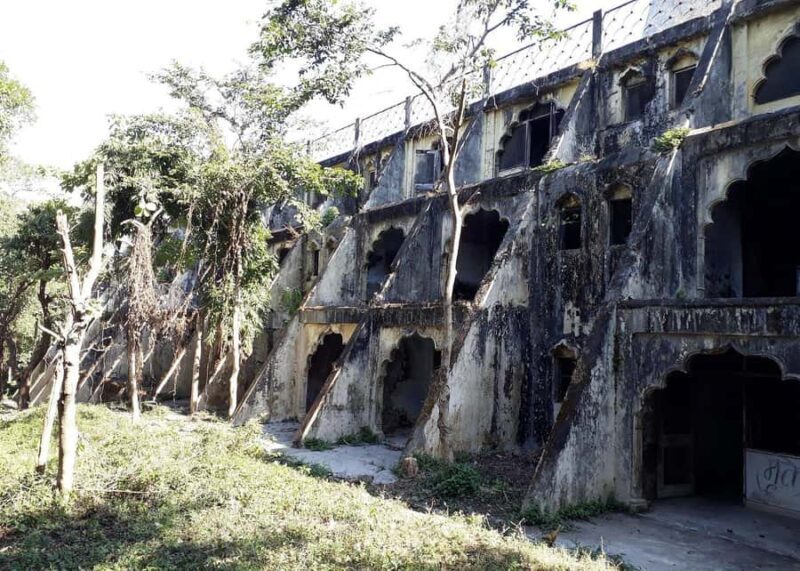 Rishikesh: Beatles Ashram Guided Tour along the Ganges - The Sum Up