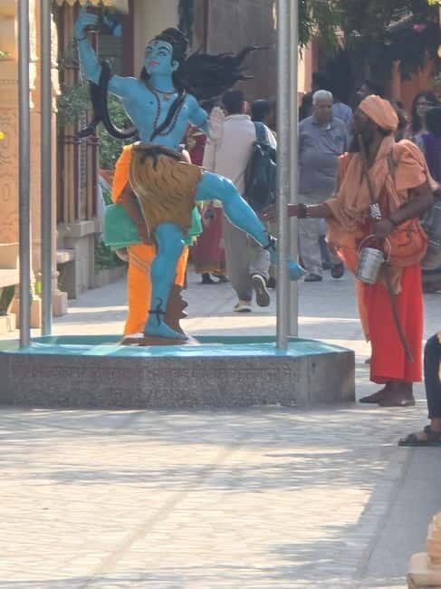 Rishikesh: Walking Tour with Lakshman Jhula & Ganga Aarti - A Walk Through Rishikesh’s Heart