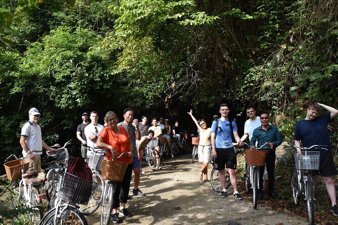 Rita Halong and Lan Ha Bay Cruise 2 Days 1 Night Scenic Journey - Activities and Experiences