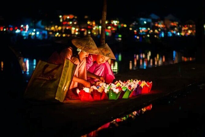 River Boat Ride by Night with Drop Flower Lantern in Hoi An - The Experience Compared to Doing It Yourself