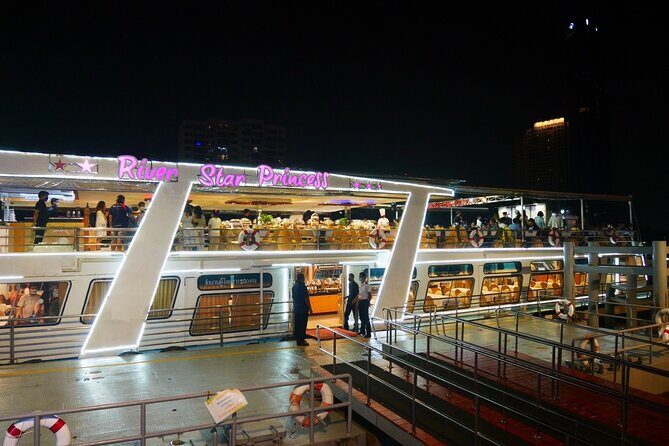 River Star Princess Dinner Cruise: Bangkok Chao Phraya River - Itinerary Breakdown: What to Expect