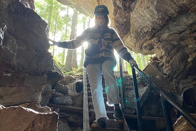 Riverbend Cave Explorer - The Experience’s Pace and Group Size