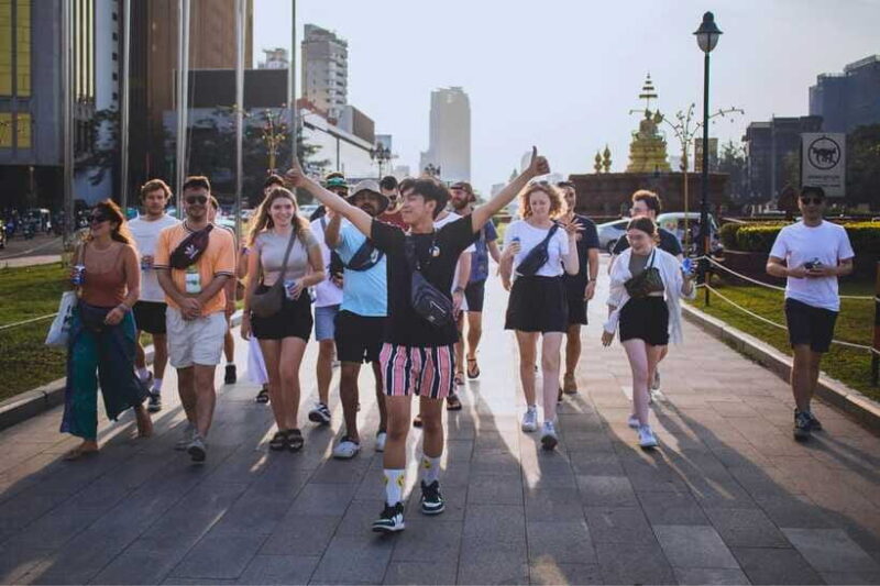 Riverside Walking Tour with Snack, Drinks & Local Ferry Ride - FAQs