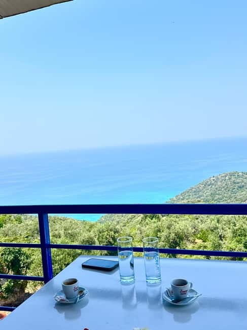 Riviera Highlights: Views, History & Beach Time - Key Points
