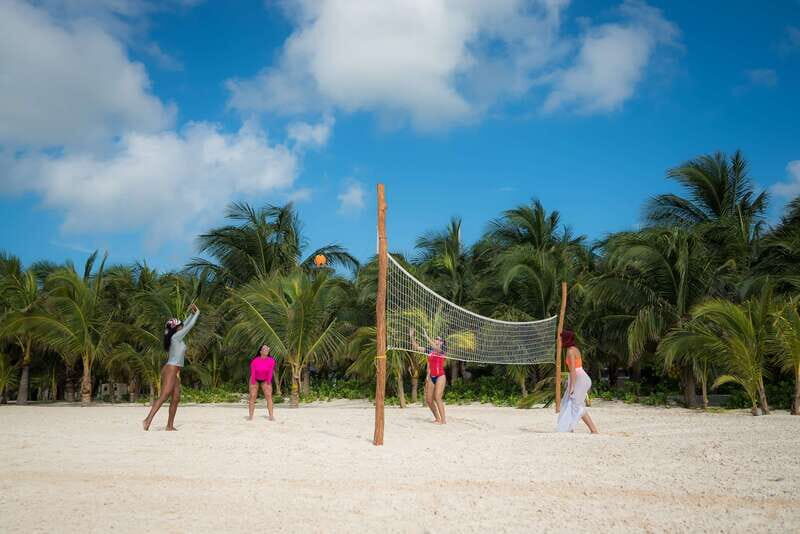 Riviera Maya: Parasailing Tour with Beach Club Access - A Detailed Look at the Parasailing Tour