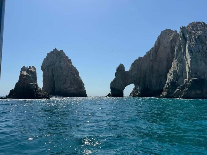 Road trip from La Paz to Todos Santos and Los Cabos. - Key Points