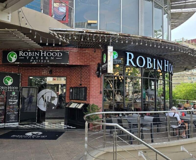 Robin Hood Tavern special 3-Course Meals & table reservation - Exploring the Robin Hood Tavern: Location and Setting