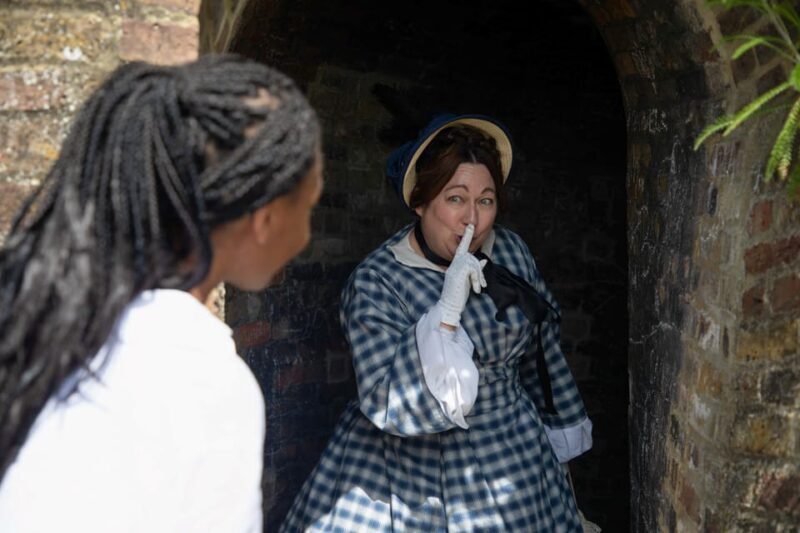 Rochester, Kent: Costumed Guided Tour - Key Points