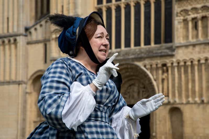 Rochester, Kent: Costumed Guided Tour - A Deep Dive into the Rochester Costumed Guided Tour