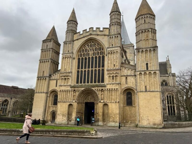 Rochester: Private 2hr Walking Tour with a Blue Badge Guide - Discovering Rochester: An Introduction
