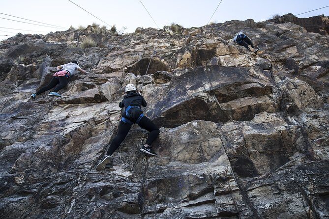 Rock Climbing at the Kangaroo Point Cliffs in Brisbane - Considerations and potential downsides