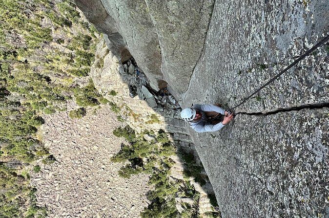 Rock Climbing Devils Tower Activity - The Experience with Wyoming Mountain Guides