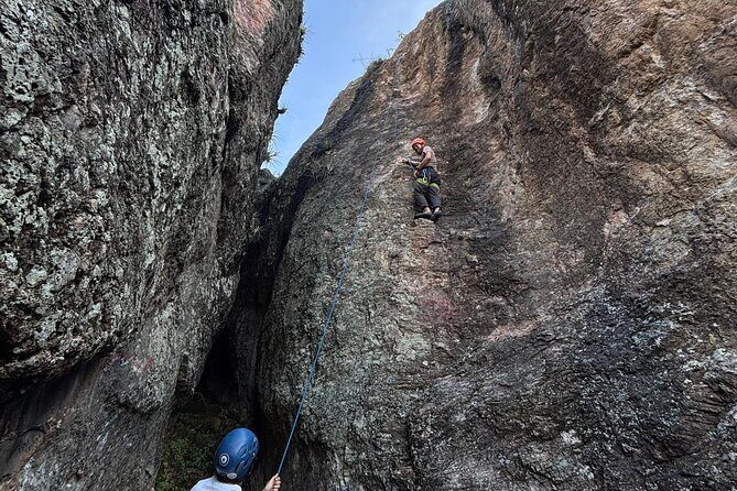 Rock climbing in Oaxaca with local climbers - The Climbing Zones and Views