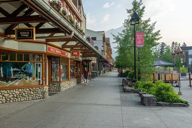 Rockies Fall/Spring Premium Tour from Vancouver - FAQ