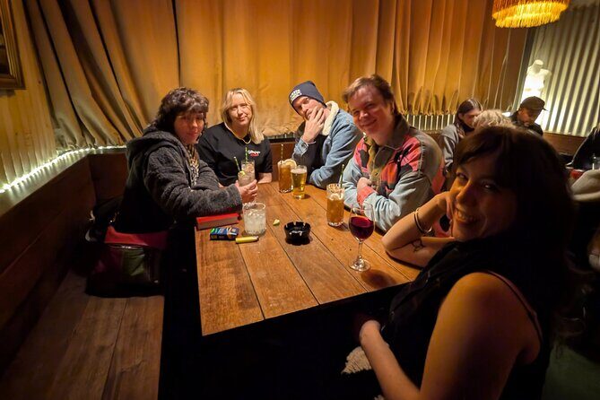 Rock'n'roll venues pub crawl including 2 free drinks and history - Who Should Consider This Tour?