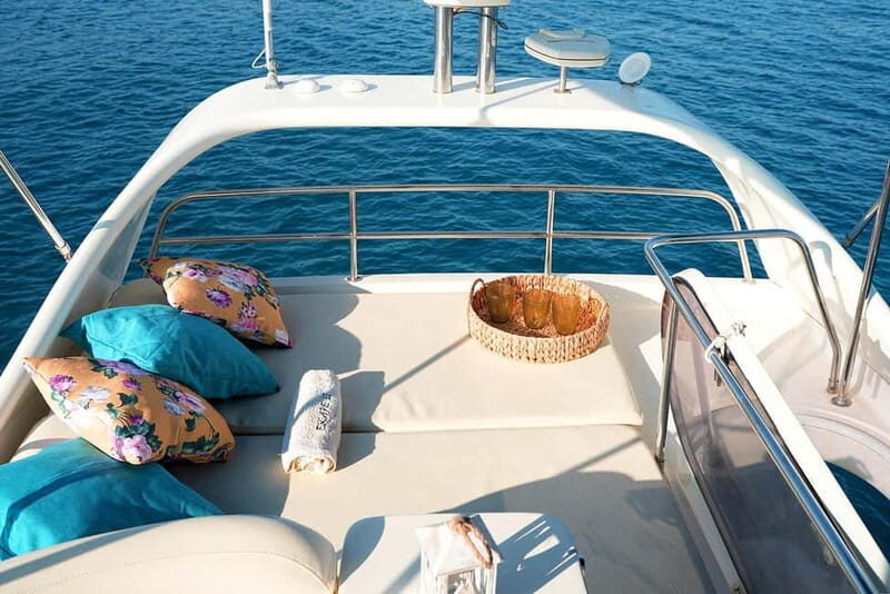 Rodman 38 Flybridge - Blue Lagoon Charters - Key Points