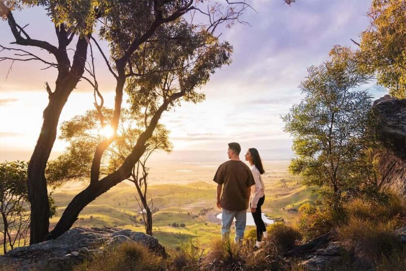 Roma: Lost World Carnarvons and Wallaroo Day Tour - Key Points