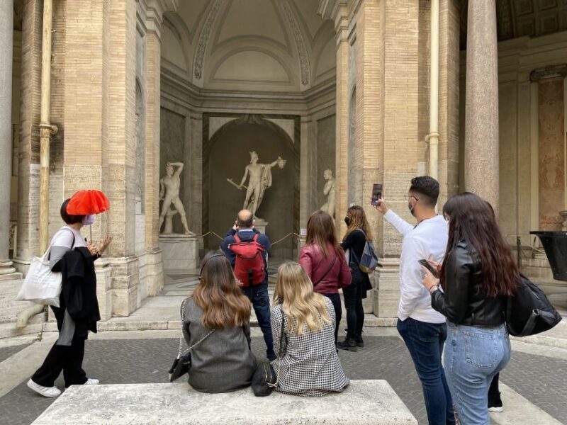 Roma Museo Vaticano y Capilla Sixtina Tour guiado - Una mirada más profunda a la experiencia
