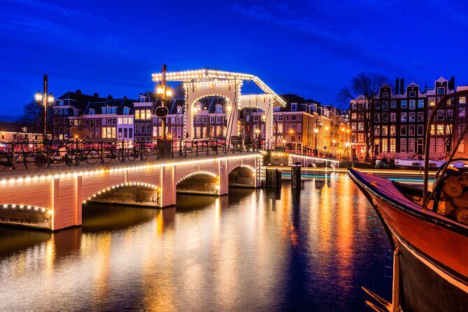 Romantic Amsterdam: Fairytale or Tragedy? Self-Guided PuzzleQuest - Authentic Experiences and Insights from Travelers