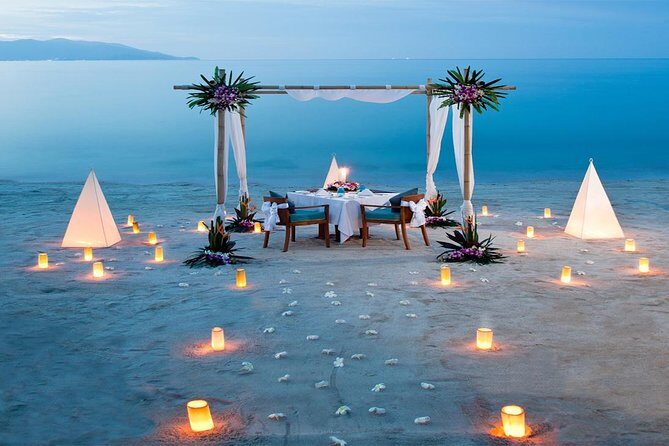 Romantic Beachside Dinner at Melati Resort - Who Is This Experience Best For?